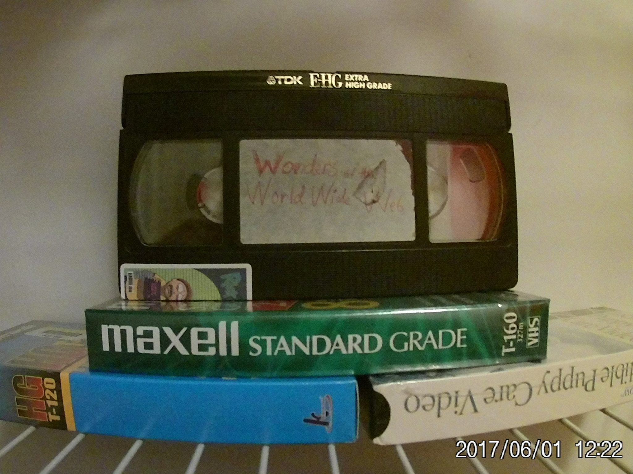 Why VHS tapes are cool - Oofed Bananas